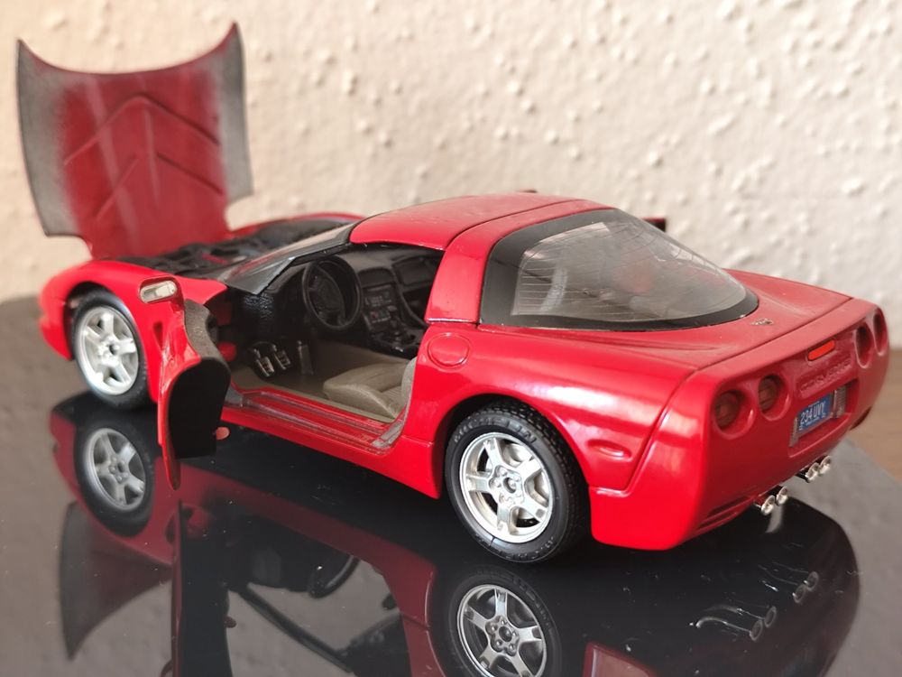 Chevorlet / Corvette C4 / Rot / 1997 / Bburago / 1:24 / | Kaufen auf ...