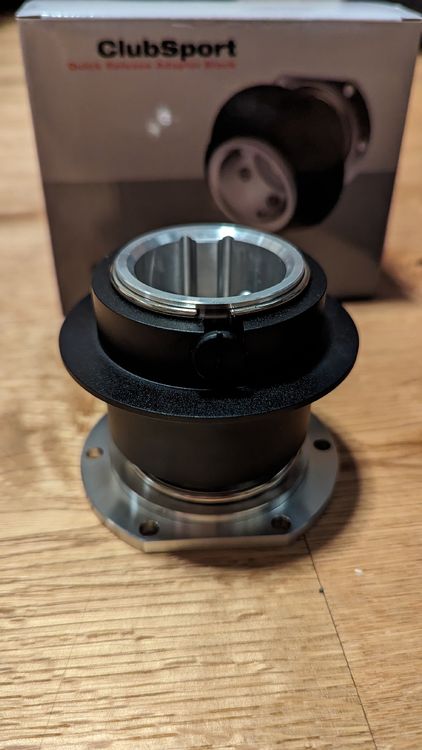 Fanatec QR1 Wheel Side (Neu und originalverpackt) in Alpnach Dorf für CHF 68 – mit Lieferung auf ...