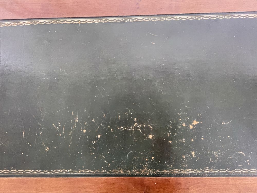 Vintage Leather Top Desk - Chic Home Office Furniture! (Gebraucht) in ...