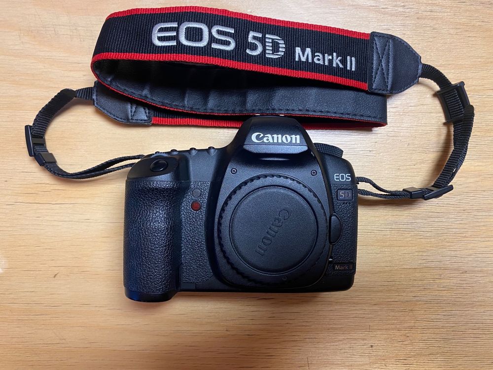 EOS 5d Mark 2 Body (Gebraucht) in Oey für CHF 255 – mit Lieferung auf Ricardo kaufen