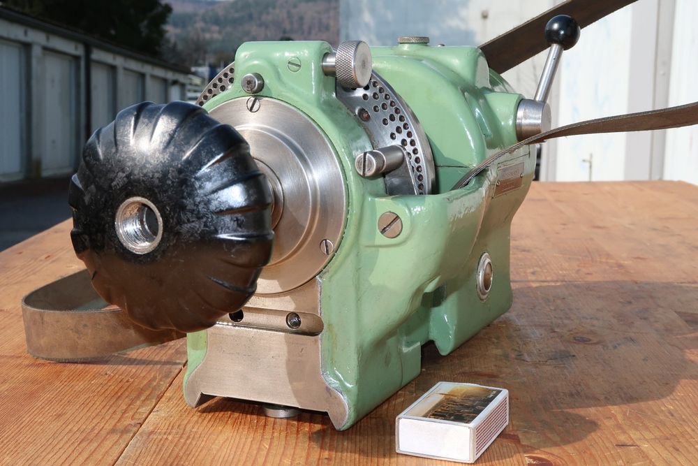 Schaublin 102 Spindelstock W20 mit Reduzier-Getriebe Nr.1906 (Gebraucht) in Biel/Bienne für CHF ...