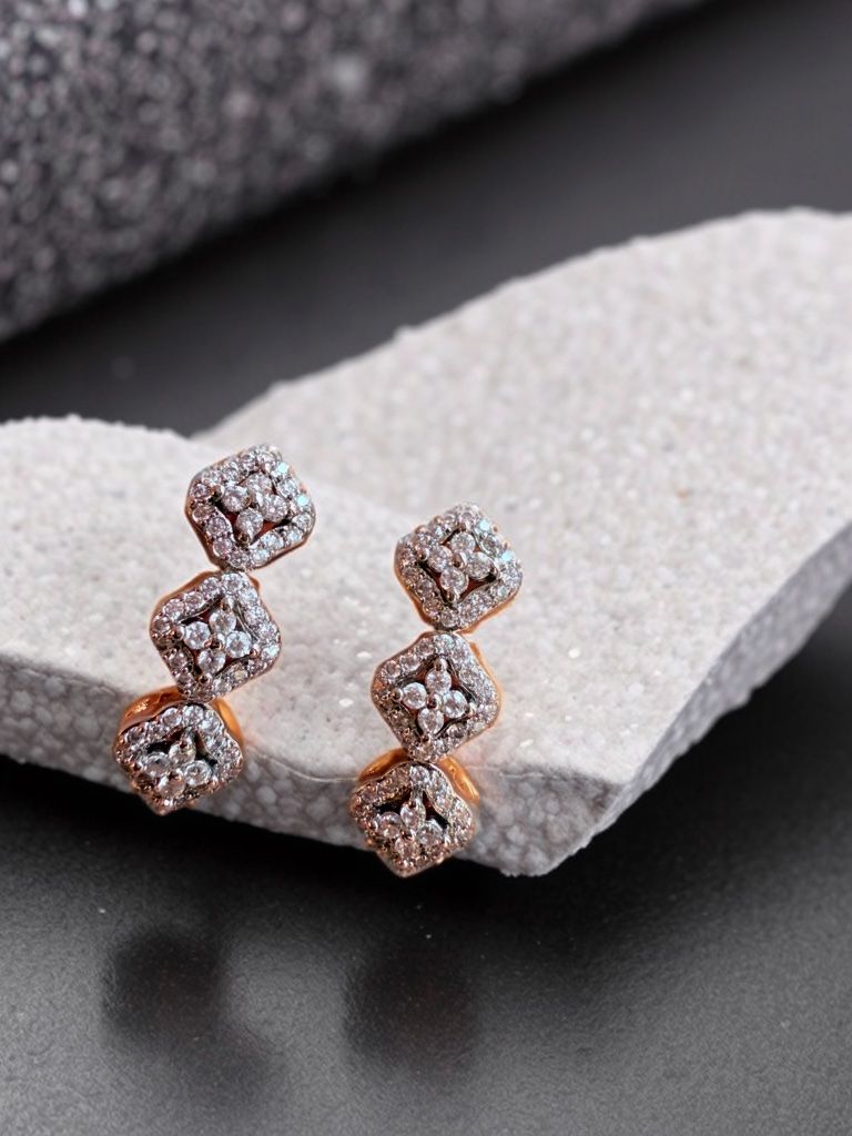 Boucles d’oreilles Éclat Impérial (Neuf avec emballage d'origine) à St ...