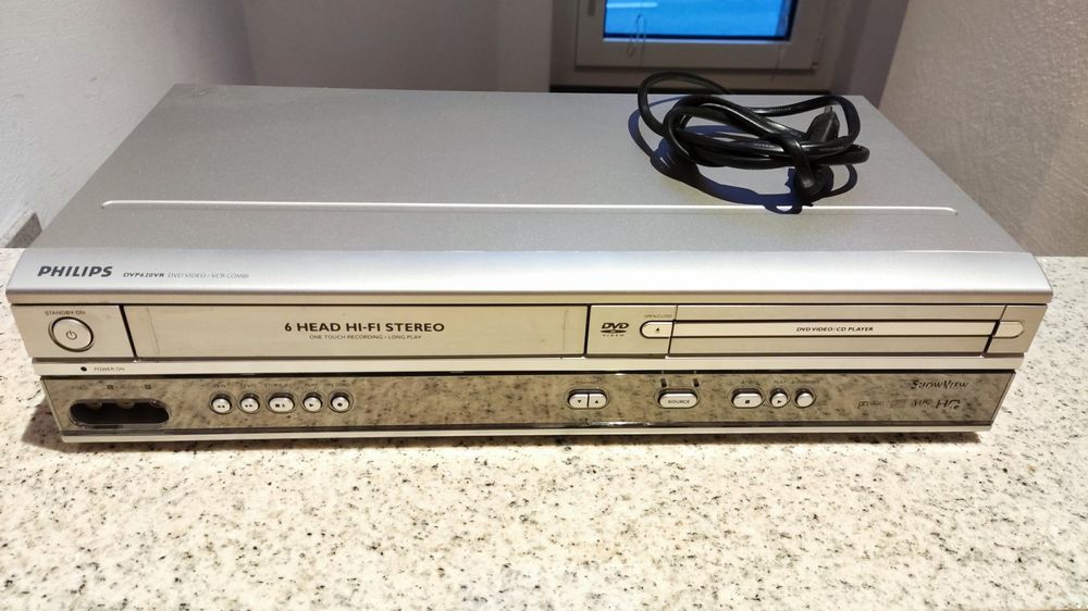 DVD & VHS-Videorecorder DVP620VR von PHILIPS | Acheter sur Ricardo