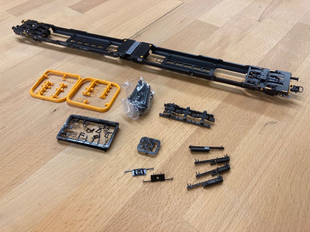 Roco 77390 Sdggmrss/T3000e, der Kombiverkehr (Gebraucht) in Schwanden i ...