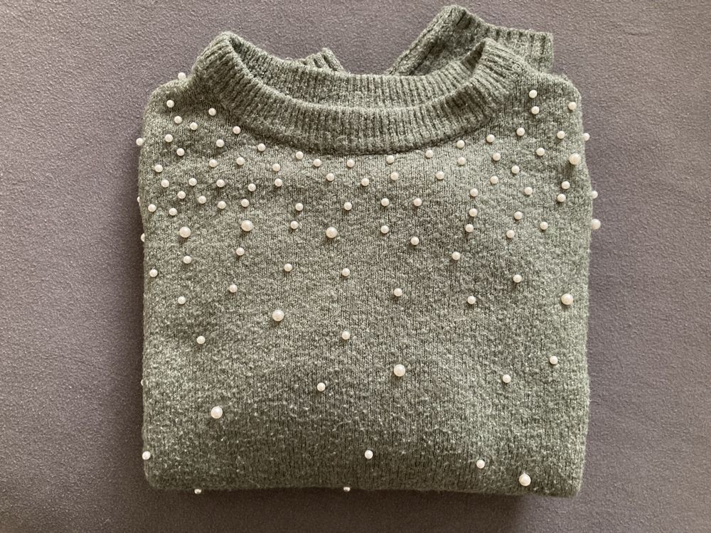 H&M Damenpullover mit Perlen Gr. S Khaki grün (Gebraucht) in Stäfa für CHF 2 – mit Lieferung auf ...