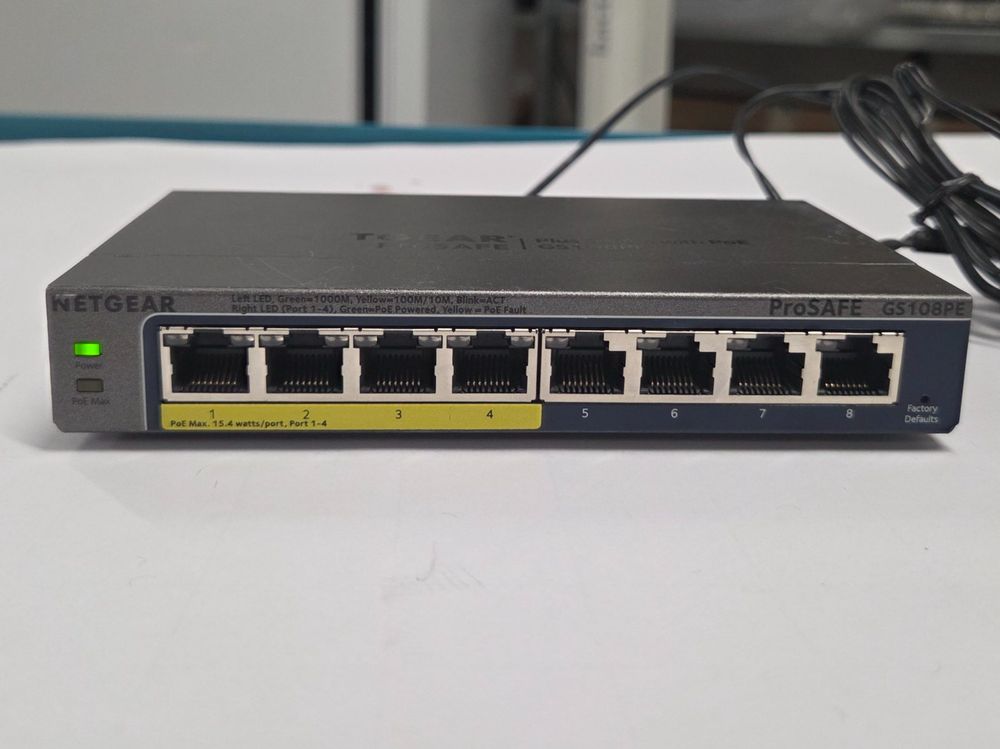Netgear ProSafe GS108PE Switch - Ideal fürs Homeoffice (Gebraucht) in ...