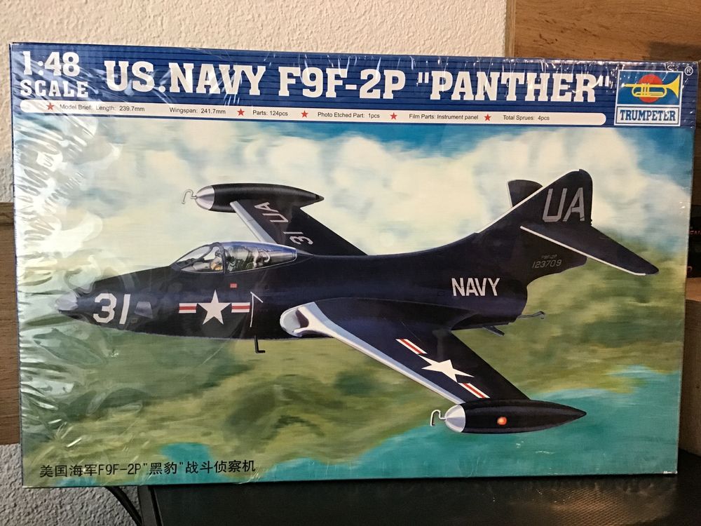 Trumpeter F9F-2P Panther 1:48 (Neu und originalverpackt) in Männedorf ...