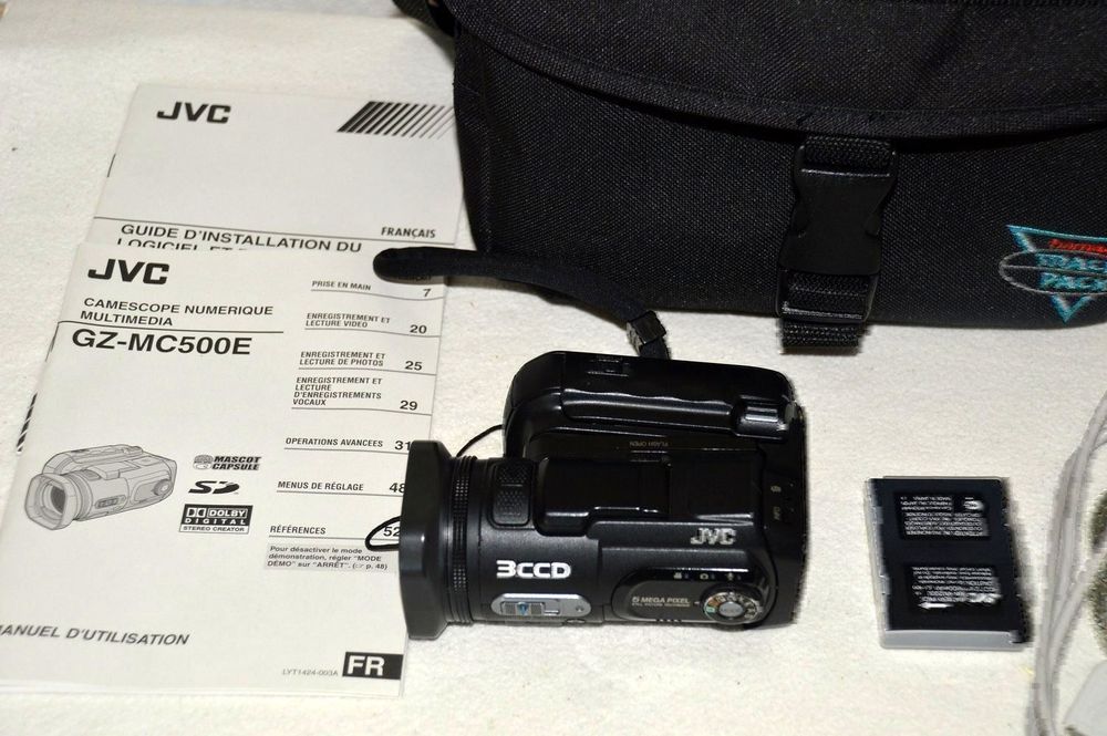 JVC Everio GZ-MC500E 3CCD Camcorder / caméscope (Gebraucht) in ...