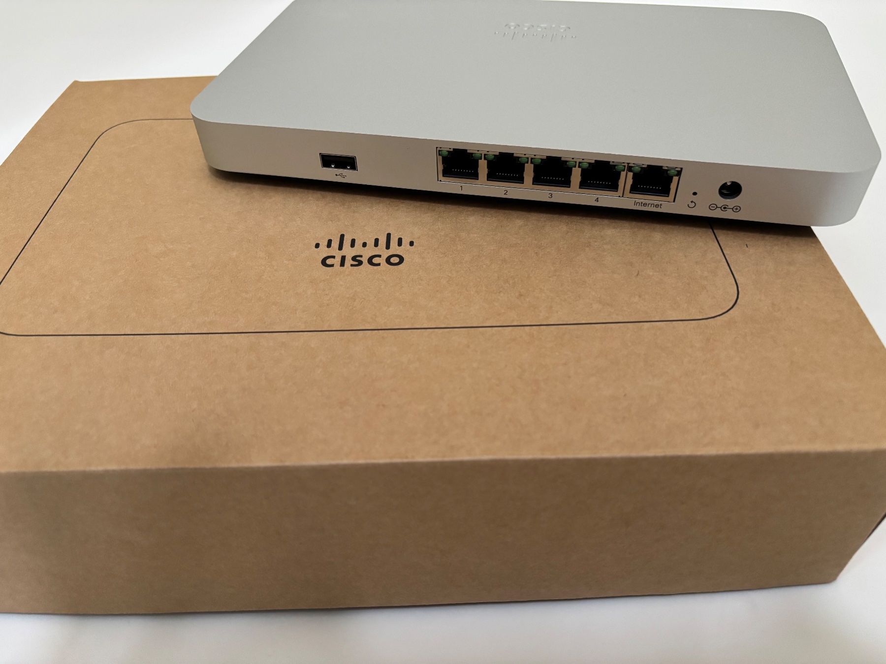 Meraki MX 64 von Cisco, unbenutzt Integrierter Router, Firew (Neu und ...