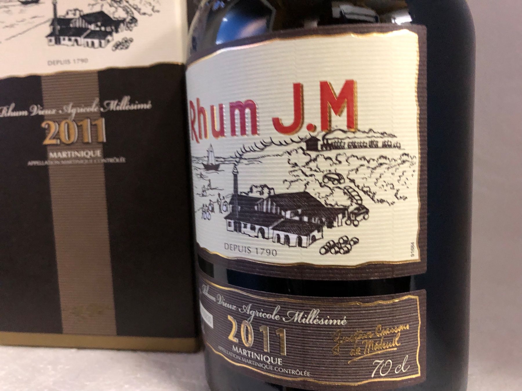 1 Fl. Rhum Vieux Agricole 2011 J. M. Martinique 41.87Vol.% (Neu und ...