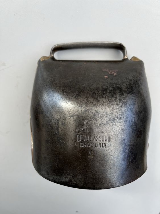 Cloche, Treichel, Devouassoud Chamonix 2 (Gebraucht) in Delley für CHF 30 – mit Lieferung auf ...