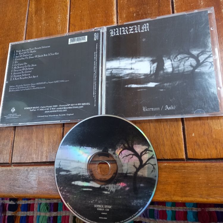 Burzum- Burzum/aske (Gebraucht) in St-Cergue für CHF 19.9 – mit Lieferung auf Ricardo kaufen