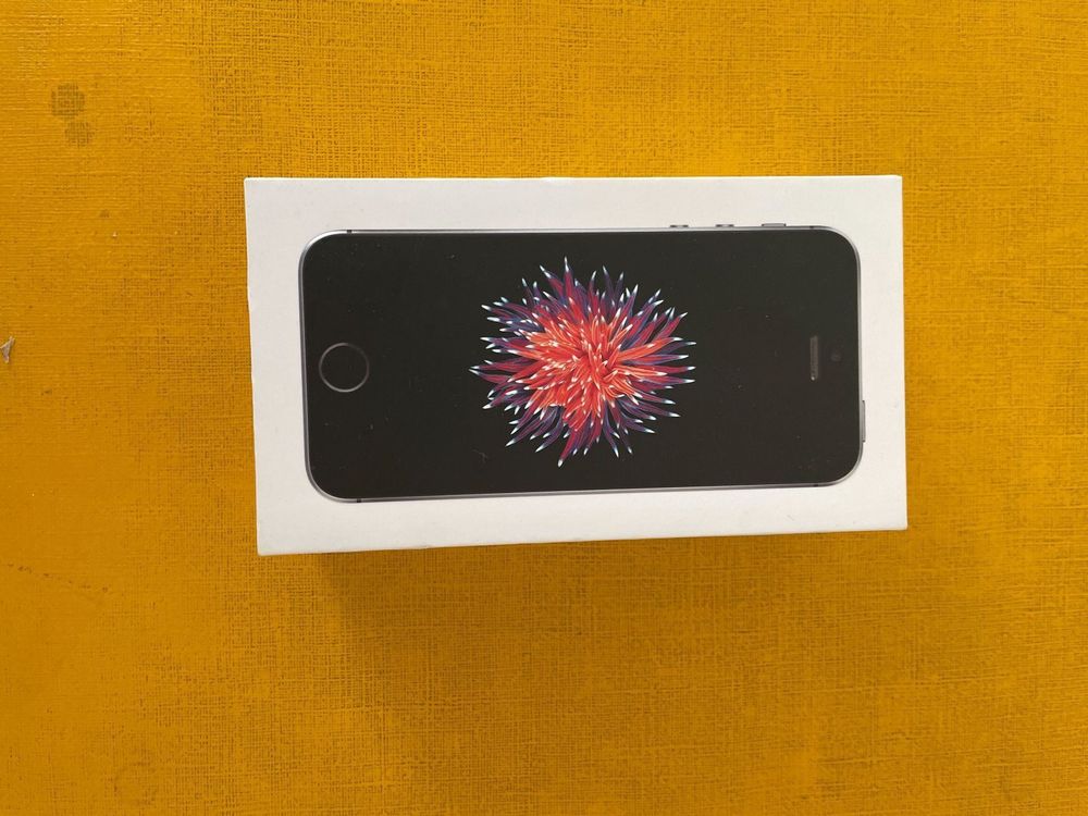 iPhone SE Box incl. EarPods Verpackung (Gebraucht) in Aarau für CHF 2 ...