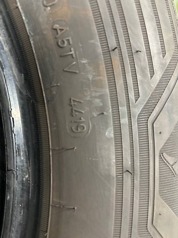 Reifen pneus 4 saisons Goodyear 235/65r16 (D'occasion) à Semsales pour ...