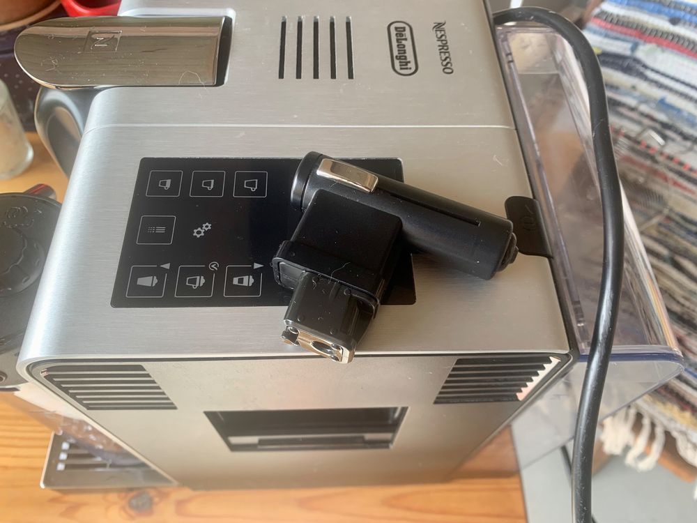 Nespresso DeLonghi Lattissima | Kaufen auf Ricardo