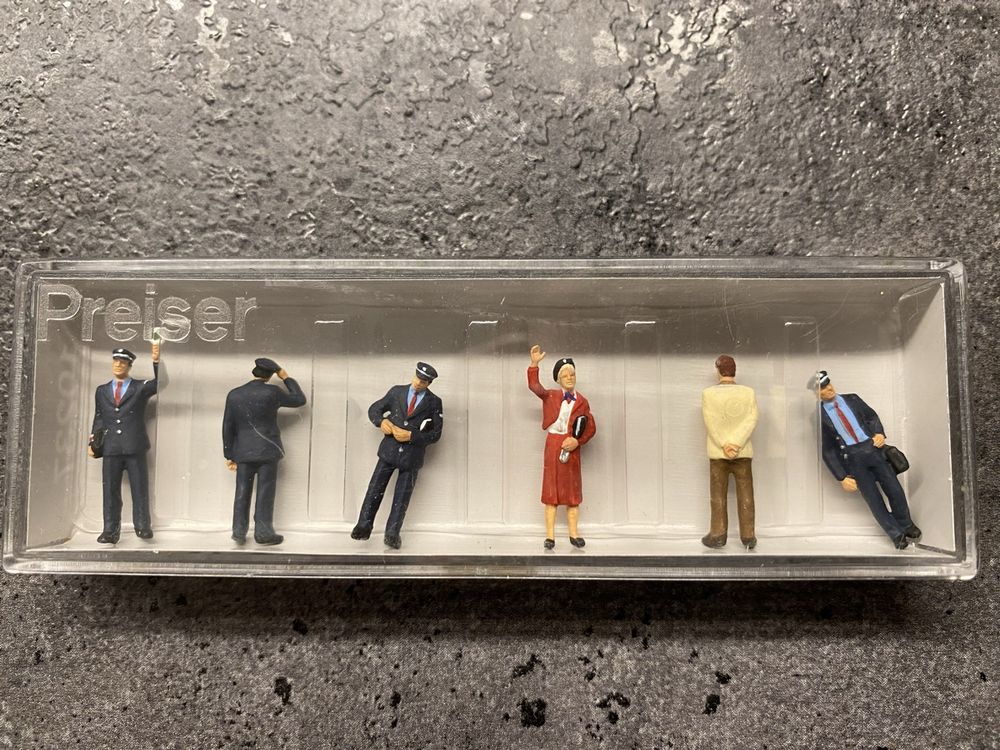 Preiser HO Figuren Zugpersonal DB 1:87 (Neu und originalverpackt) in ...
