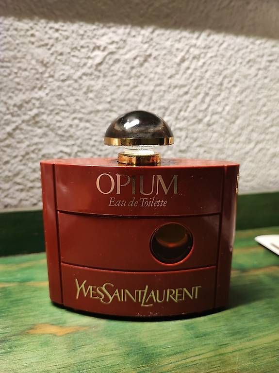 Opium Yves saint Laurent (D'occasion) à Zürich pour CHF 100 – retrait ...