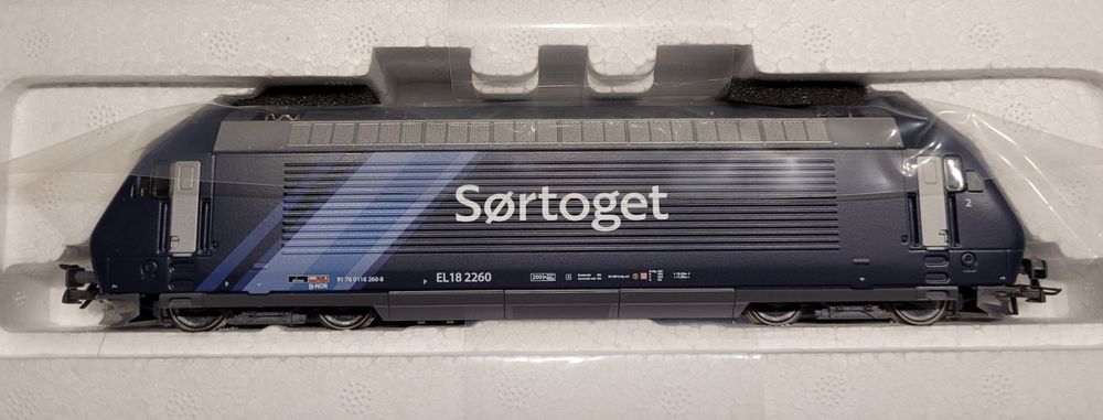Roco 70673 EL 18 2260 Go-Ahead "Sørtoget" (Neu und originalverpackt) in ...