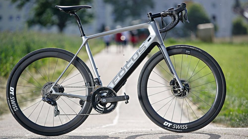 E Rennrad Karbon Focus Paralene2 9.9 | Kaufen auf Ricardo