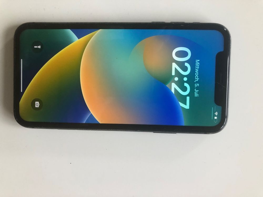 iPhone 11 64G (Gebraucht) in Schliern b.Köniz für CHF 93 – mit Lieferung auf Ricardo kaufen