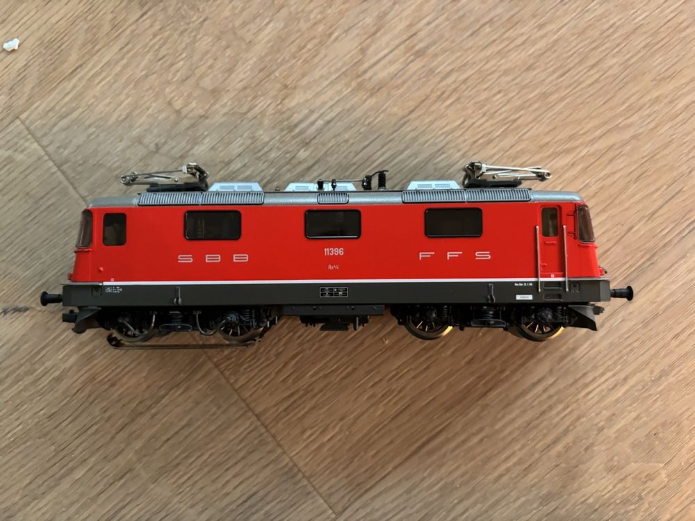 HAG Nr. 165 Re 4/4 II SBB rot Wechselstrom H0 analog (Gebraucht) in Hinwil für CHF 162 – mit ...