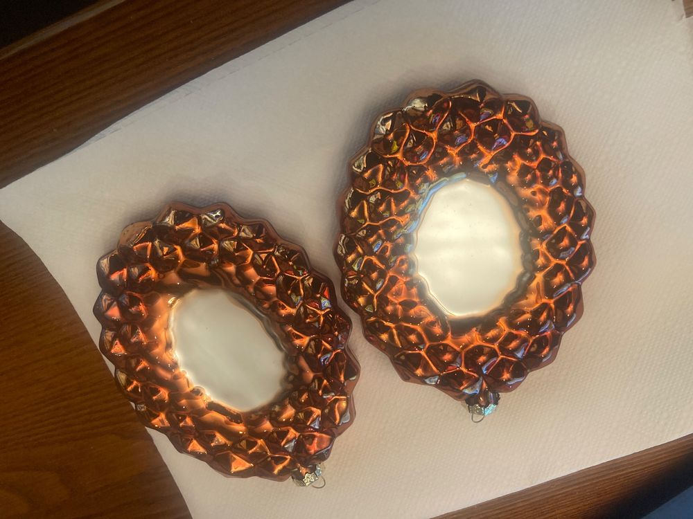 Christbaumschmuck "Schneewittchenspiegel" (Gebraucht) in Rothrist für CHF 6.5 – nur Abholung auf ...