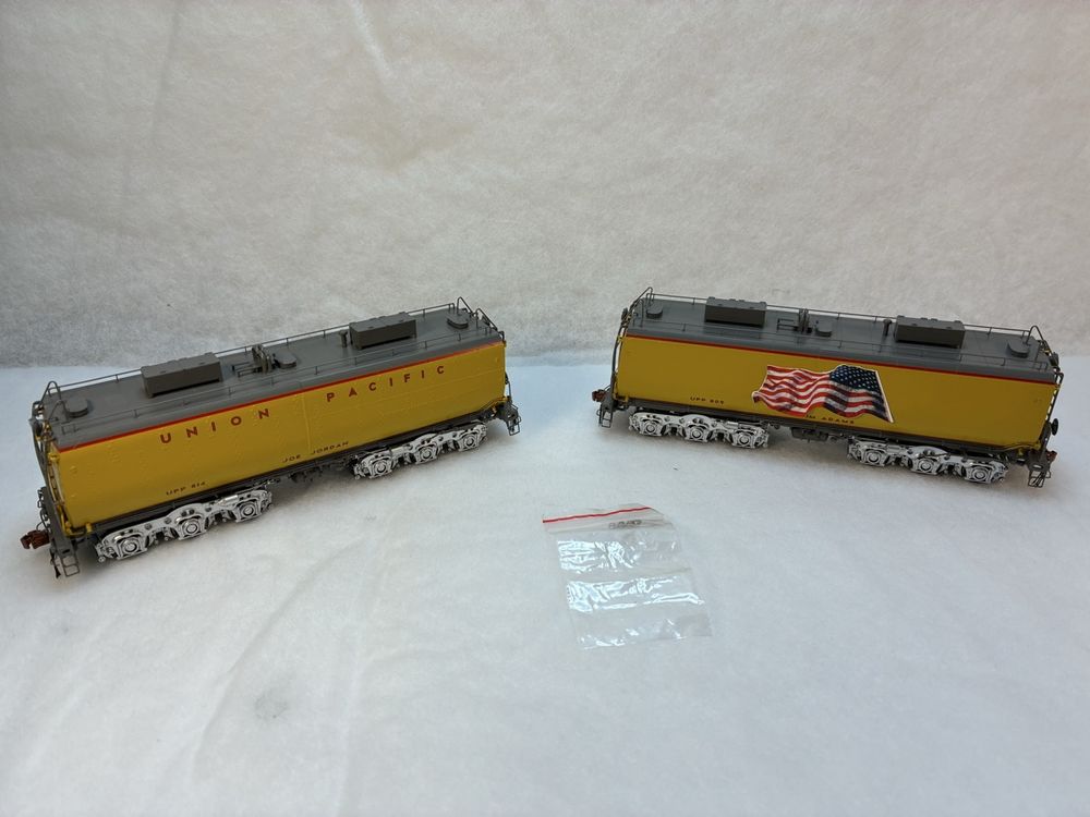 Scale Trains HO Union Pacific Wasser Tender Set, Neu! (Neu und ...