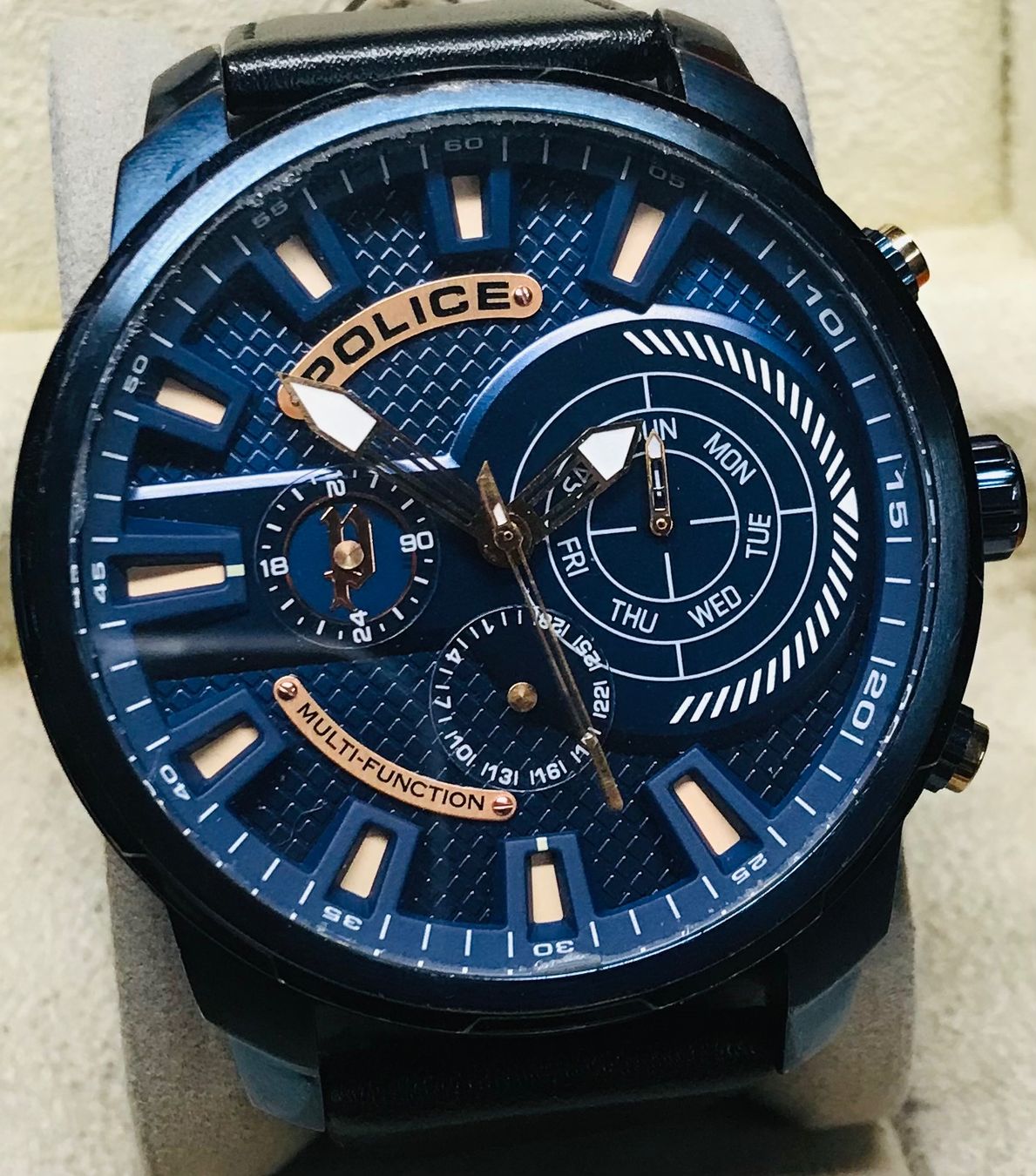 POLICE Herrenuhr 52 mm ( Neupreis : 275 CHF ) (Gebraucht) in Oftringen ...