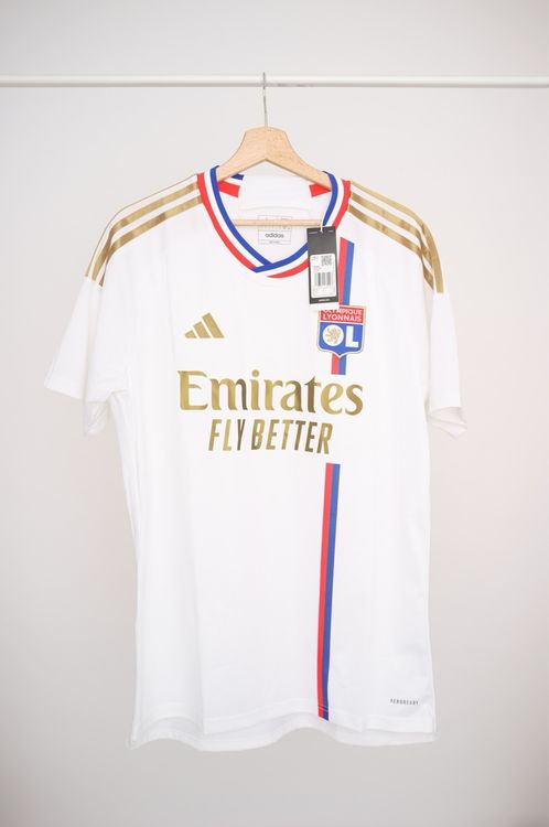 Olympique Lyon home kit 23/24 (Neu und originalverpackt) in Baden für ...