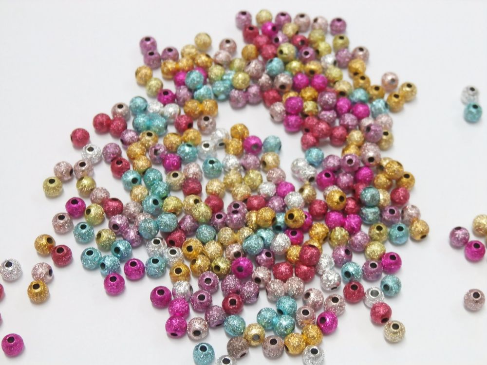 500 Acryl Perlen "Sternenstaub" MIX (538) (Neu und originalverpackt) in Blatten-Naters für CHF 1 ...