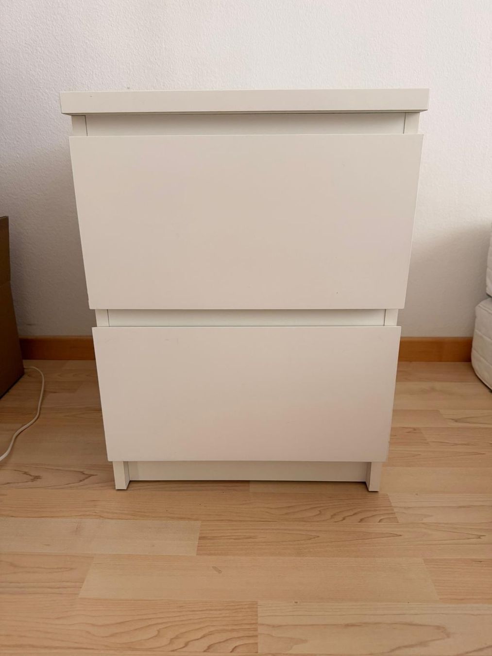 2 für 1 Preis - IKEA MALM Nachttisch weiss (Gebraucht) in glattbrugg ...