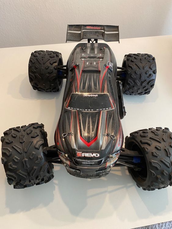 E-Revo 1:8 | Kaufen auf Ricardo