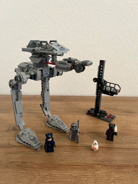 LEGO Star Wars: 75201 First Order AT-ST (Neu (gemäss Beschreibung)) in ...