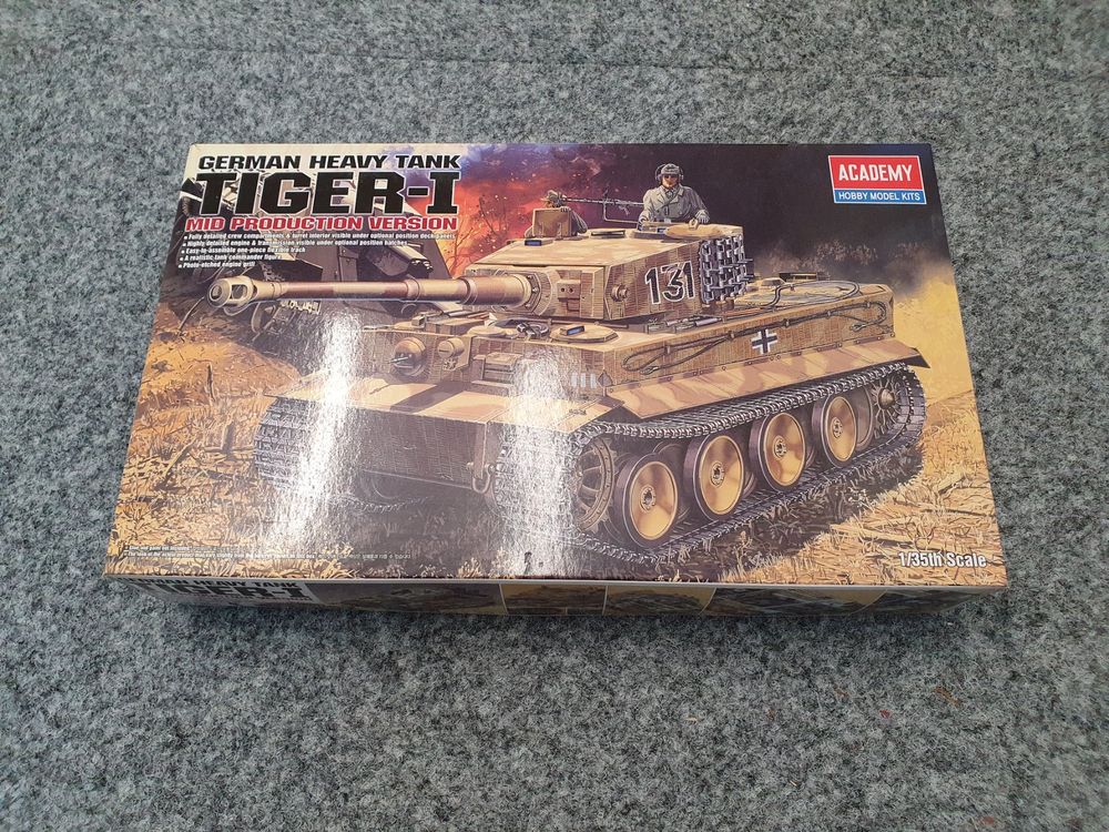 Academy Restposten Heavy Tank Tiger-1 1/35 Art Nr #13265 (Neu und ...