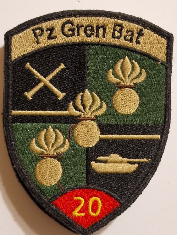Panzer Abzeichen Panzer Gren Bat Rot Klett (Gebraucht) in Nyon für CHF ...