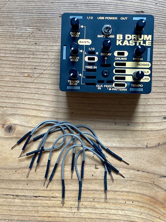 Bastl Kastle Drum semi-modularer Drum-Synthesizer (Gebraucht) in Frauenfeld für CHF 50 – mit ...