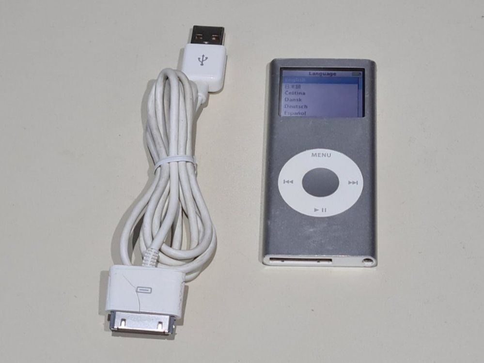 iPod nano 2. Generation 4GB (Gebraucht) in Steinhausen für CHF 9 – mit ...