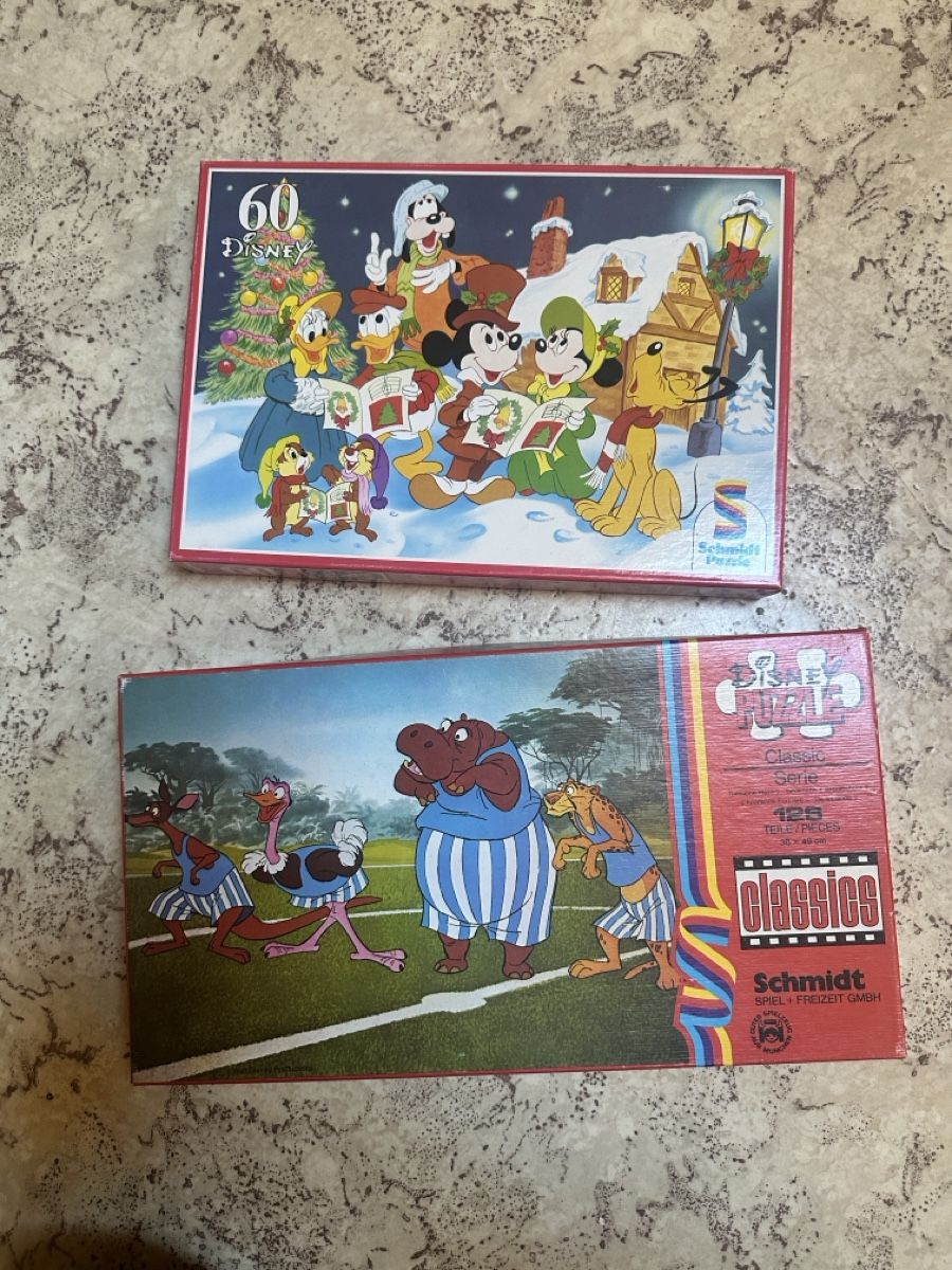 Lot de 2 puzzles Schmidt : Disney Noël + Classiques (D'occasion) à ...