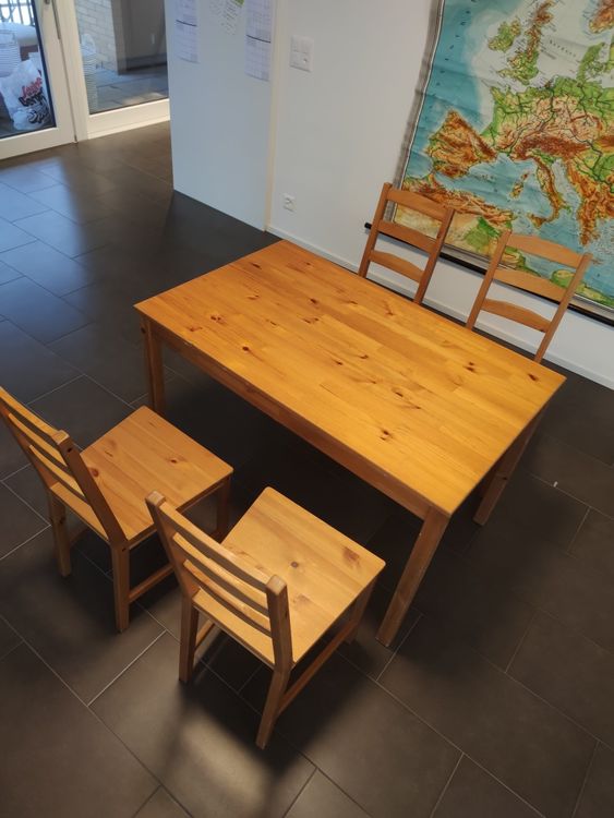 Küchentisch mit 4 Stühlen | Kaufen auf Ricardo