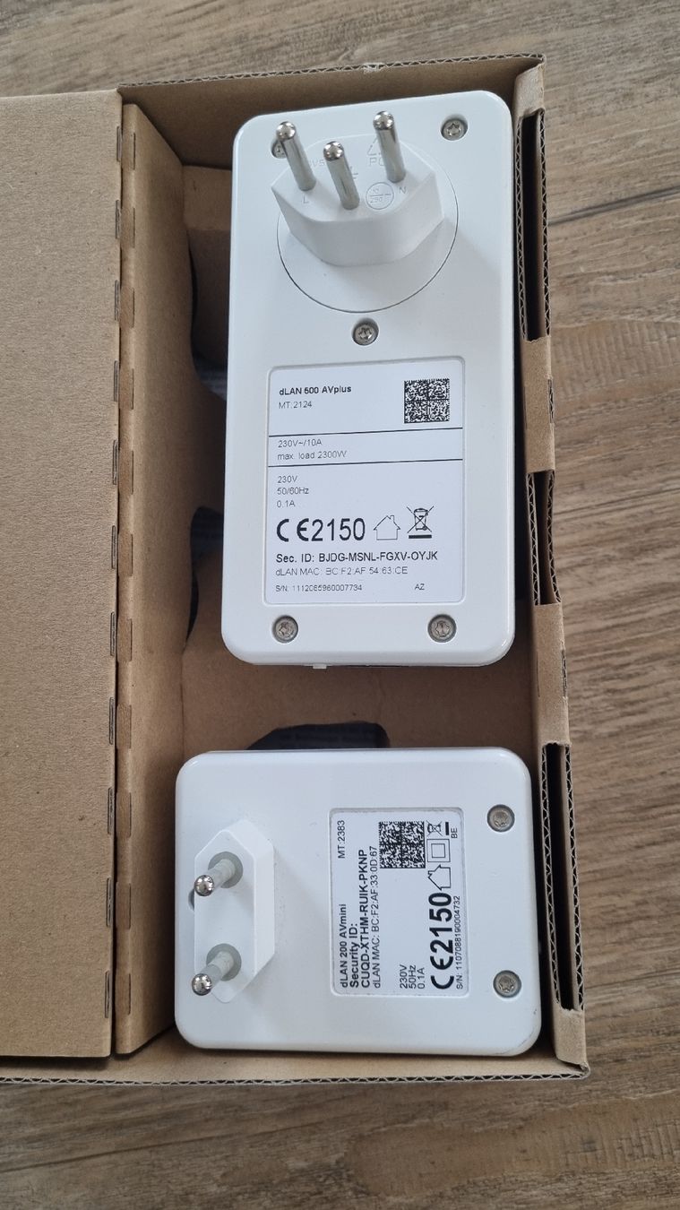 Devolo dLAN 200 AV Wireless N Powerline Adapter Set (Gebraucht) in ...