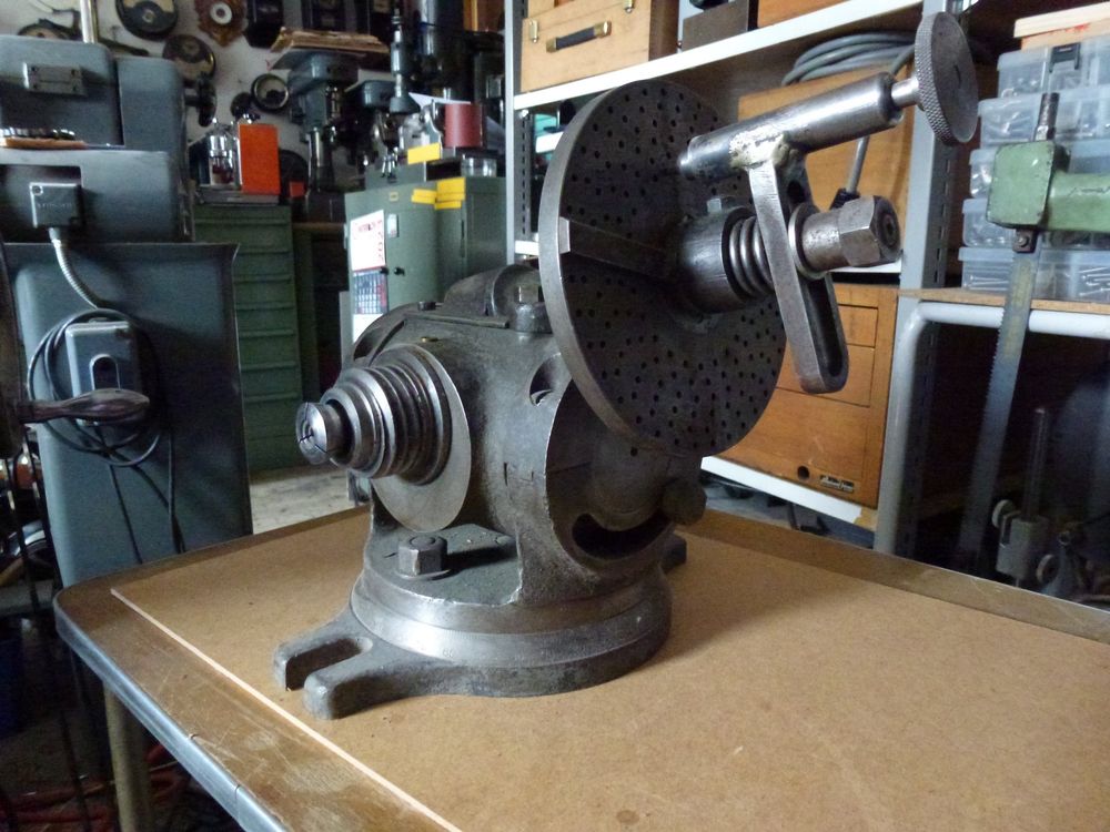 Schwenkbarer Teilapparat mit Dreibackenfutter | Kaufen auf Ricardo