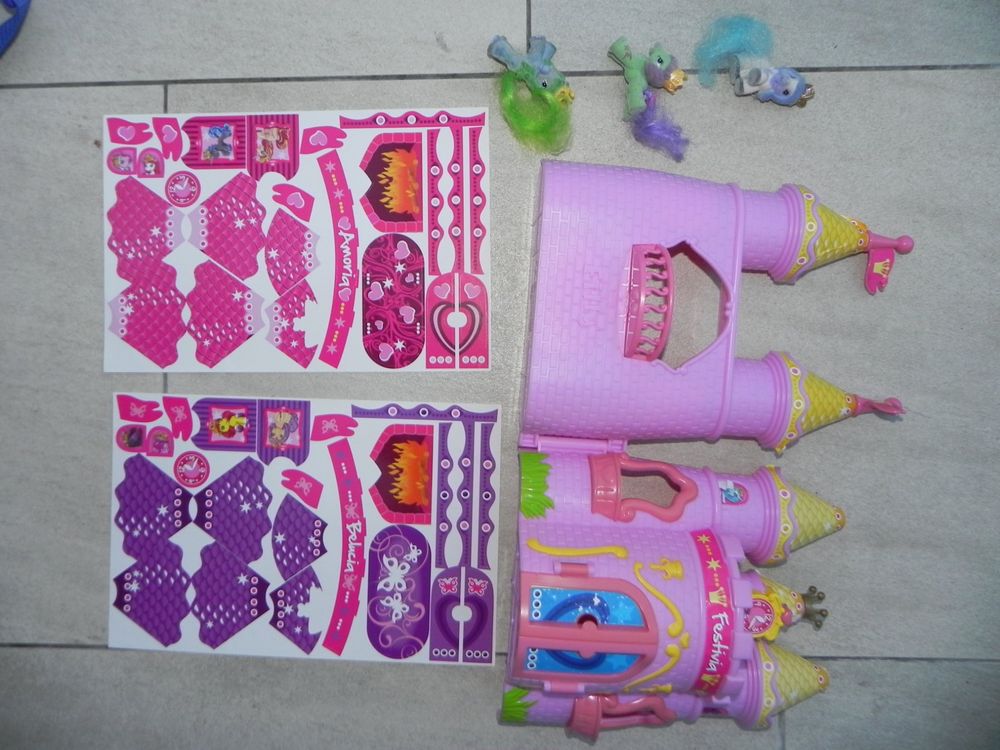 Filly Schloss Pferde und Sticker | Kaufen auf Ricardo