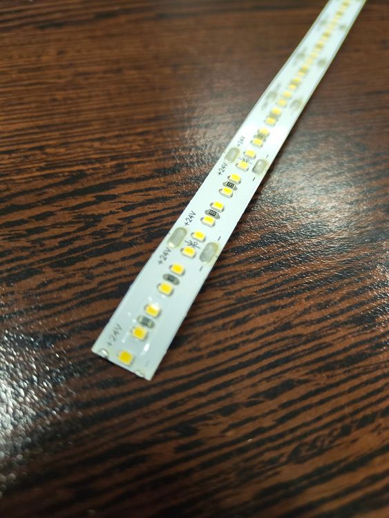 LED Band 32cm 24V DC 6000K kalt-weiss 1400lm/m 16W/m (Neu (gemäss ...