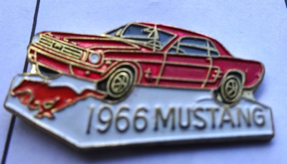 Pin Mustang Auto Pferd (Gebraucht) in Utzenstorf für CHF 1 – mit ...