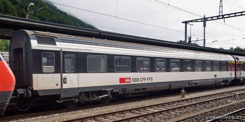 Roco SBB EW IV 1.Klasse ICN Servicewagen (Gebraucht) in Oberhasli für CHF 24 – mit Lieferung auf ...