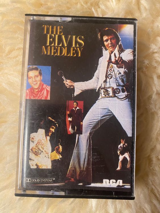 The Elvis Medley ( Elvis Presley) (Gebraucht) in für CHF 2 – mit ...