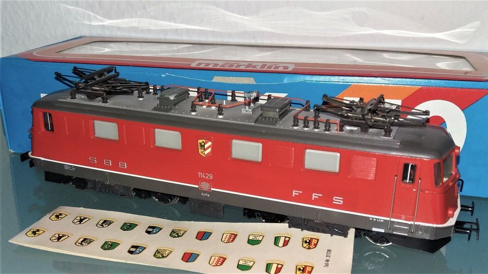 Märklin 3332 - E-Lok SBB Ae 6/6 in rot (Gebraucht) in für CHF 99 – mit ...