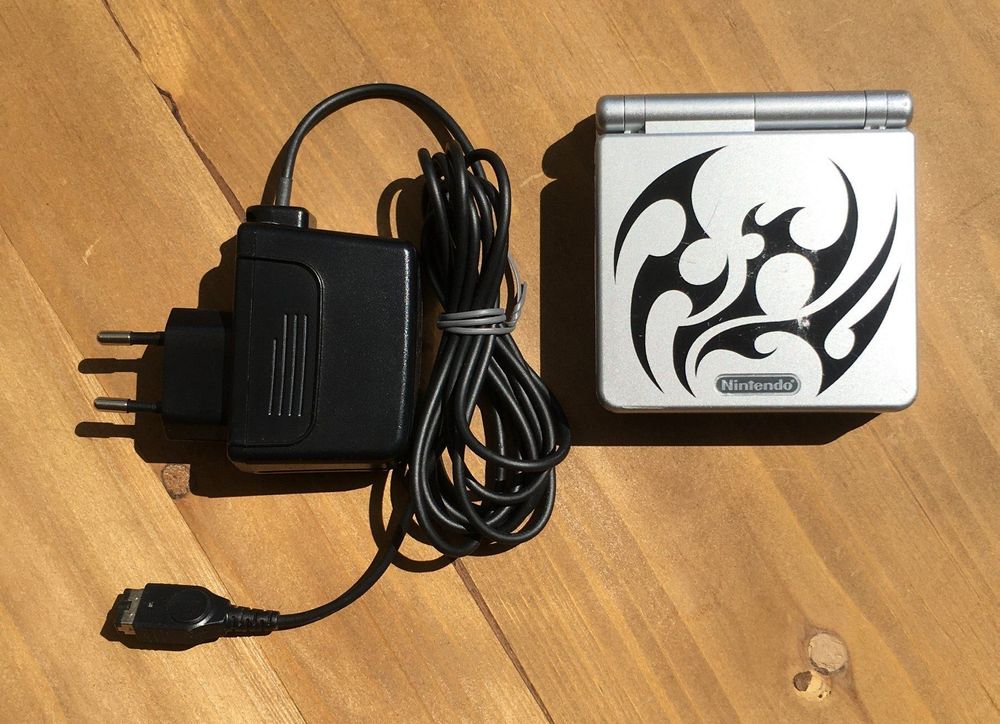 Game Boy Advance SP Tribal Edition (Gebraucht) in Dornach für CHF 129 ...