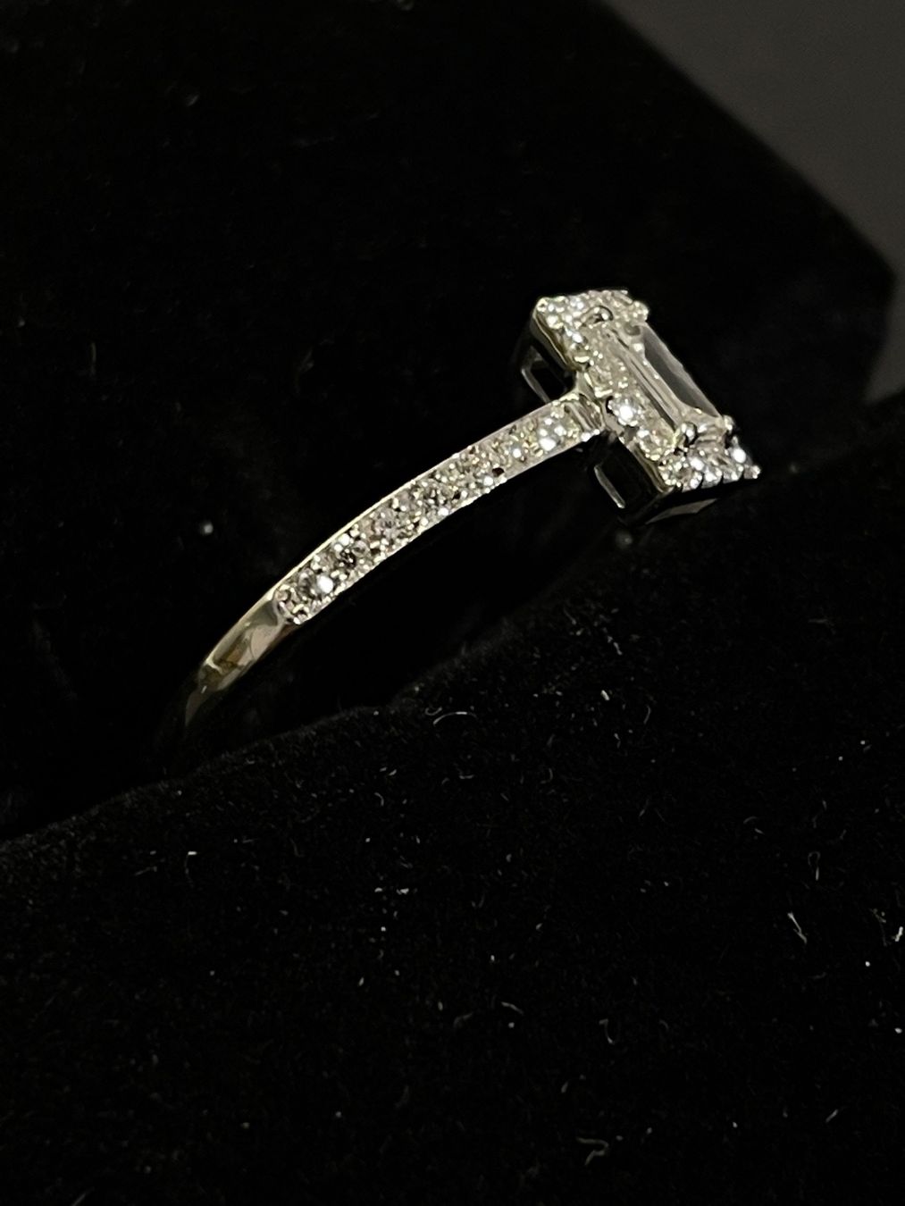 Weissgold Ring mit Baguette Diamant 0.11ct und Brillanten (Neu (gemäss ...