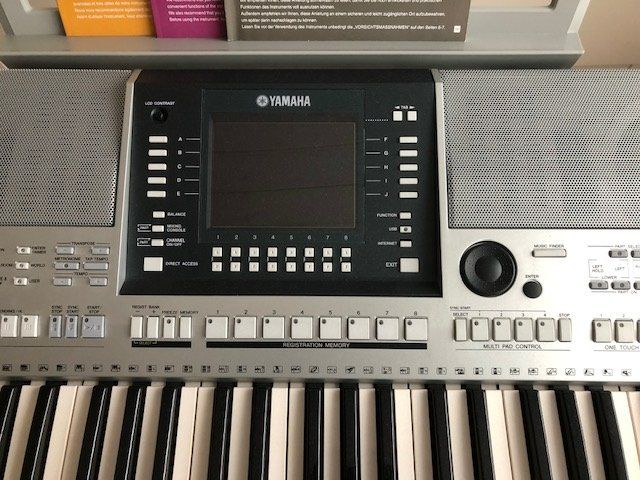 Yamaha PSR-S710 Keyboard (Gebraucht) in für CHF 560 – nur Abholung auf ...